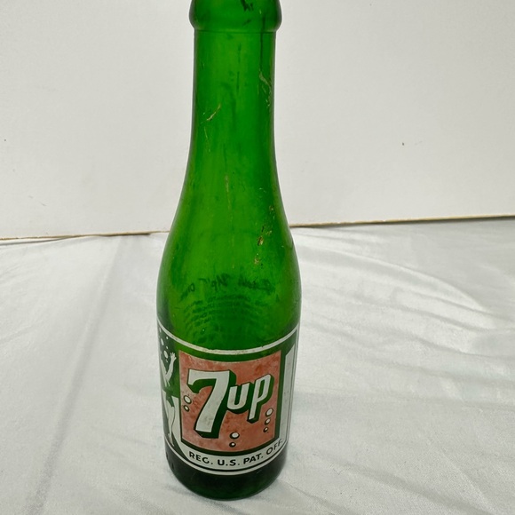Dining | Vintage Green 7up Glass Bottle | Poshmark
